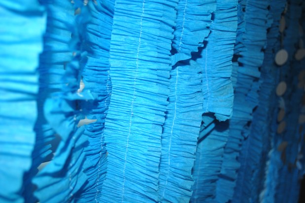 Ruffled Streamers – Crayon Box Chronicles