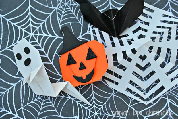 Origami Halloween Puppet Theatre – Crayon Box Chronicles
